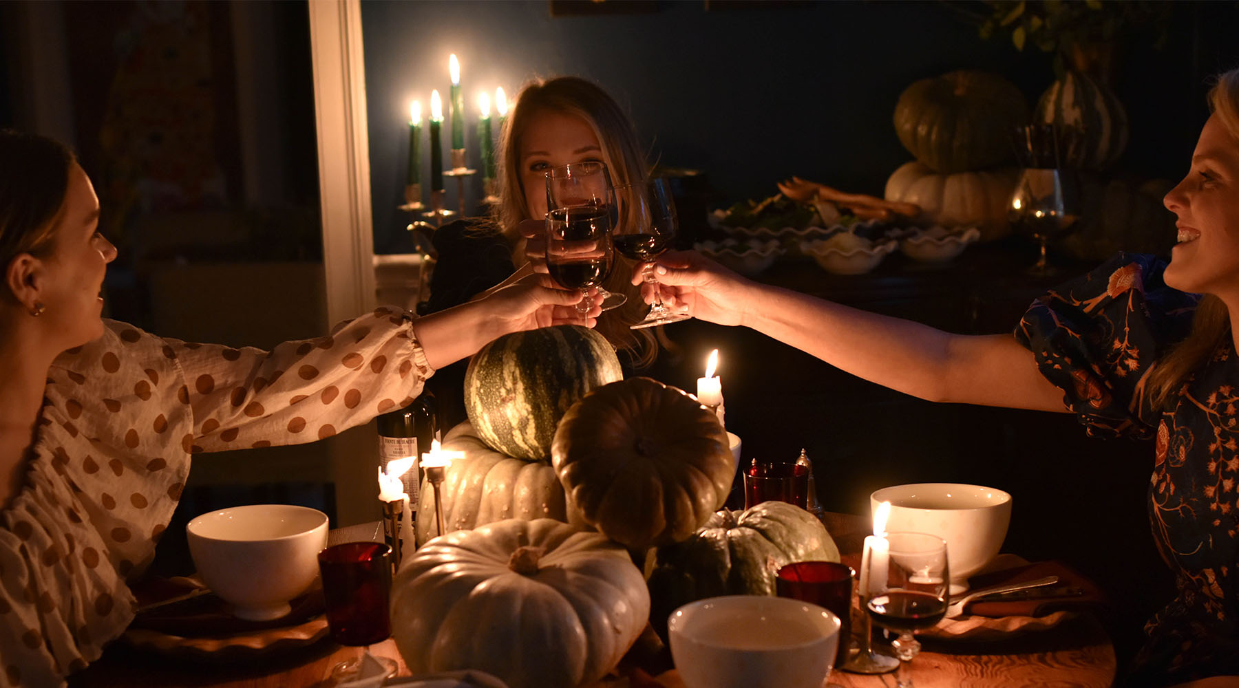 How to Help Guests Linger Around the Table Blog | Coton Colors