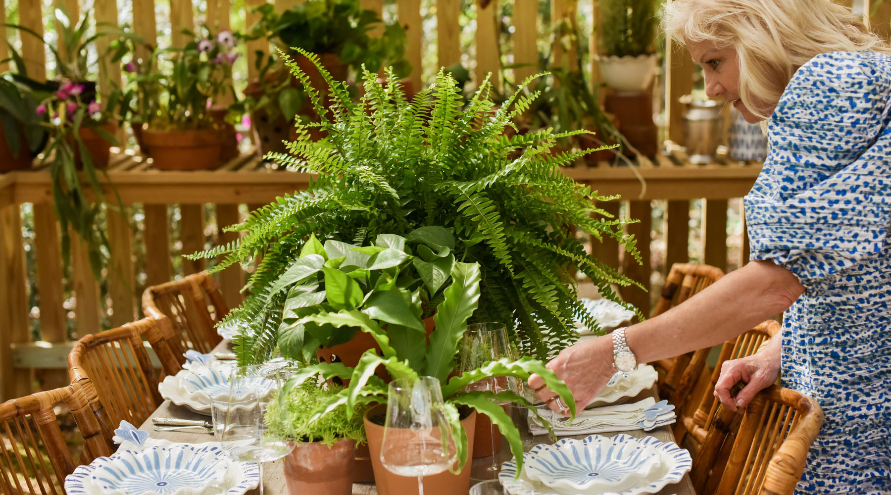 Beginner's Guide To Hosting a Gathering | Coton Colors