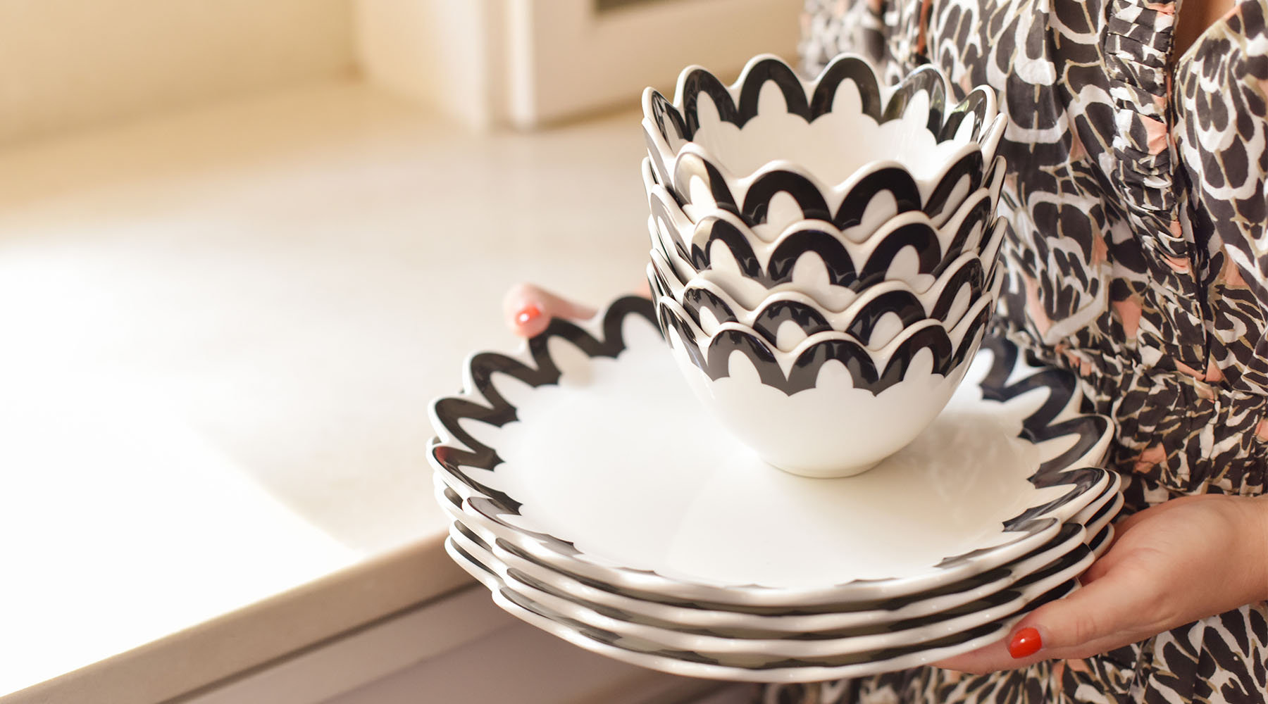 Black And White China Plates Dinner Plates Set Of 2 In Odysseus