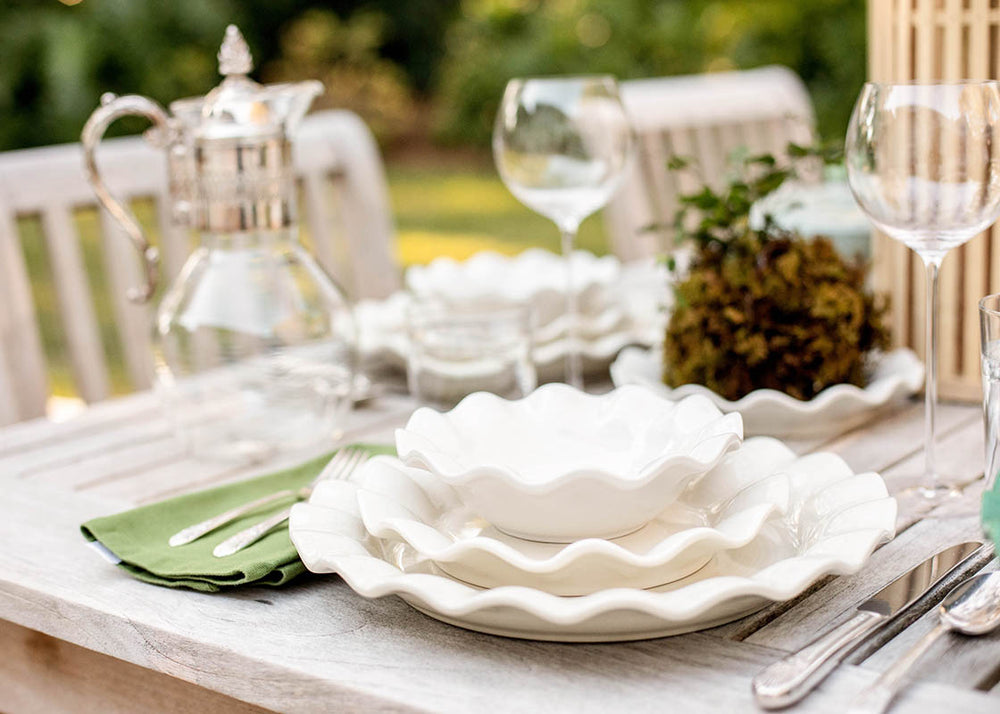 Signature White Ruffle Dinner Plate | Coton Colors